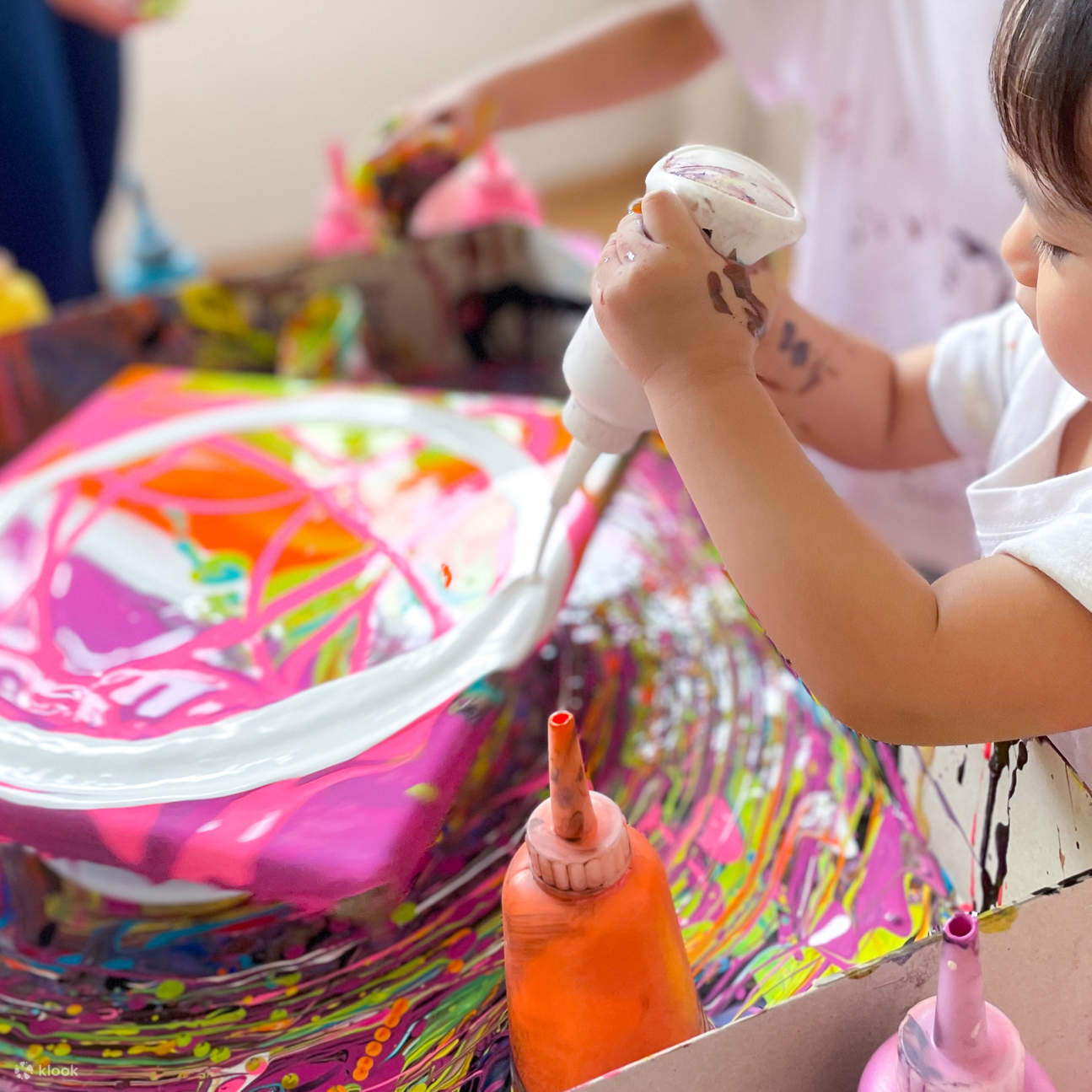 Action Art Collective Experience by ArtFlock Studio - Klook